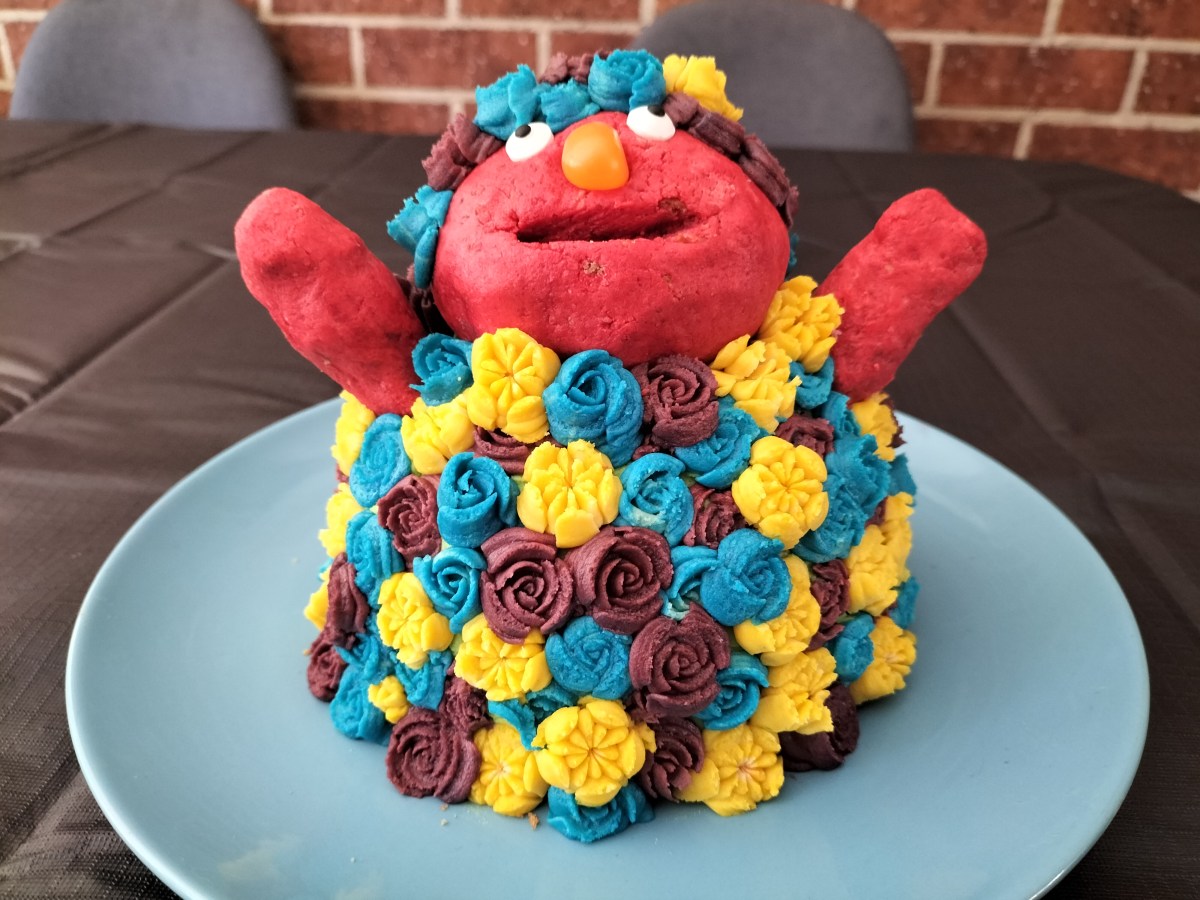 Midsommar Hellmo – Sketched Text